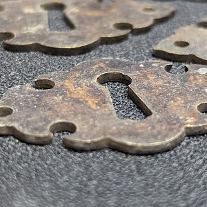 Set of 7 Antique Skeleton Key Hole Covers for Cabinet or Dresser ...