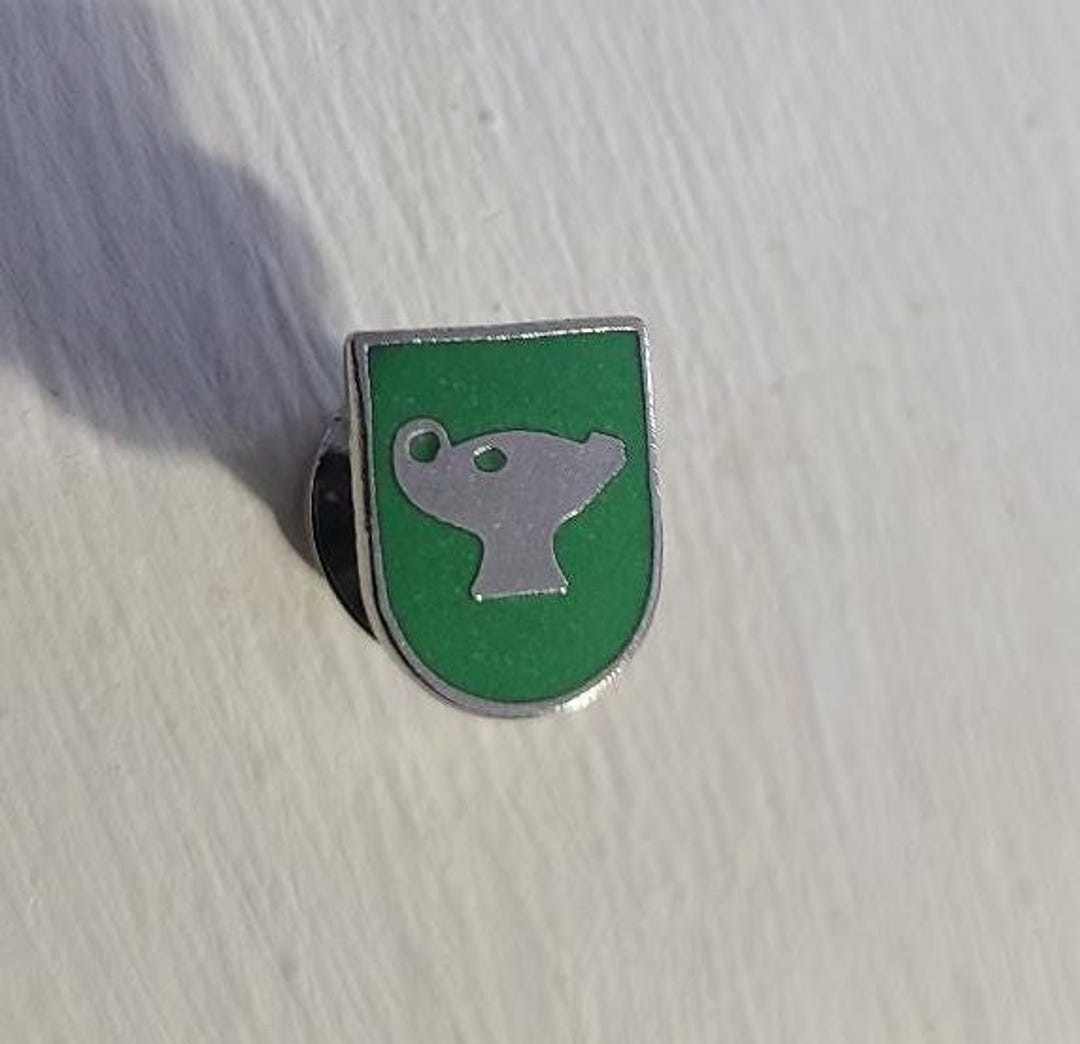 Sandnes Rogaland Norway Cuckoo Flag Vintage Lapel Pin Tie Tack - Banner ...