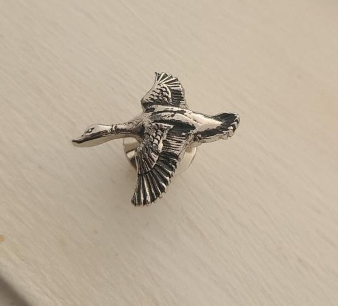Flying Duck Vintage Lapel Pin Tie Tack Brooch - Bird Watcher Hunter ...