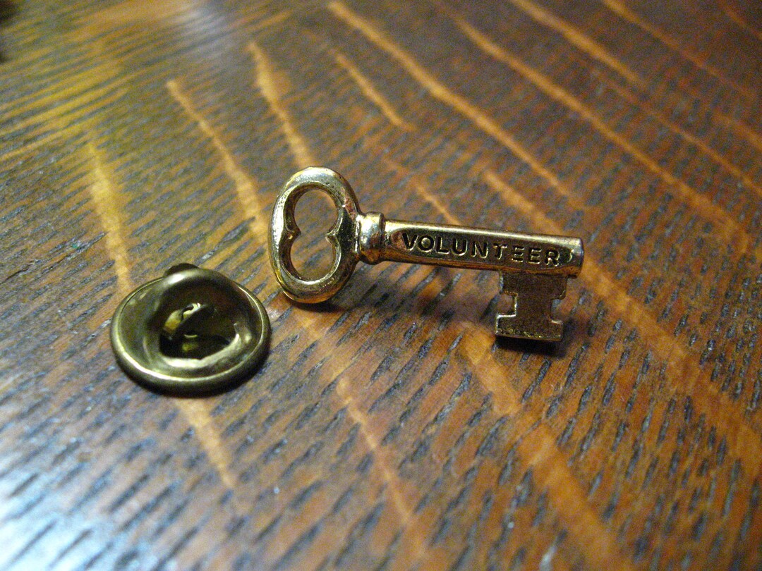 Volunteer Key Vintage Uniform Lapel Pin - Etsy