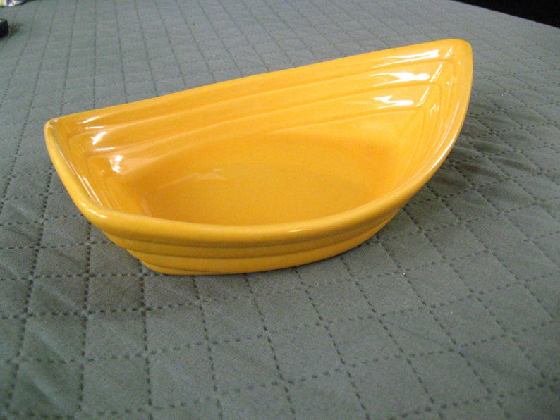 Appolia Yellow Gold Vintage Boat Shape Dish - Etsy