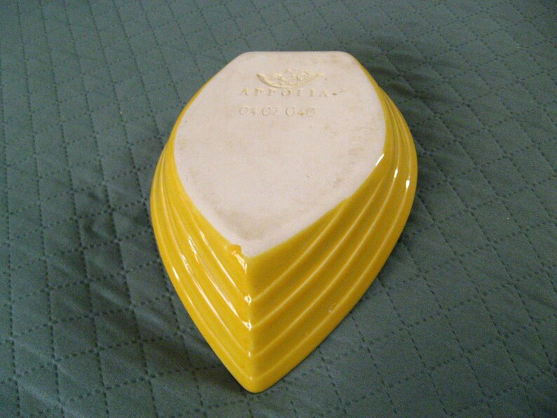 Appolia Yellow Gold Vintage Boat Shape Dish - Etsy