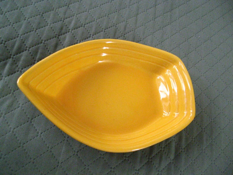 Appolia Yellow Gold Vintage Boat Shape Dish - Etsy