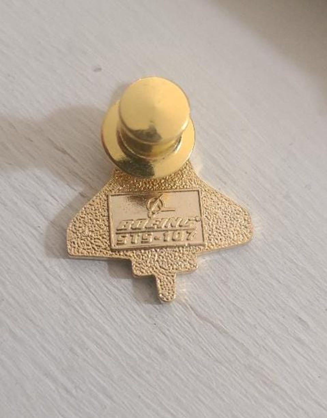 STS-107 Space Shuttle 2003 Memorial Boeing Lapel Pin - Vintage NASA ...