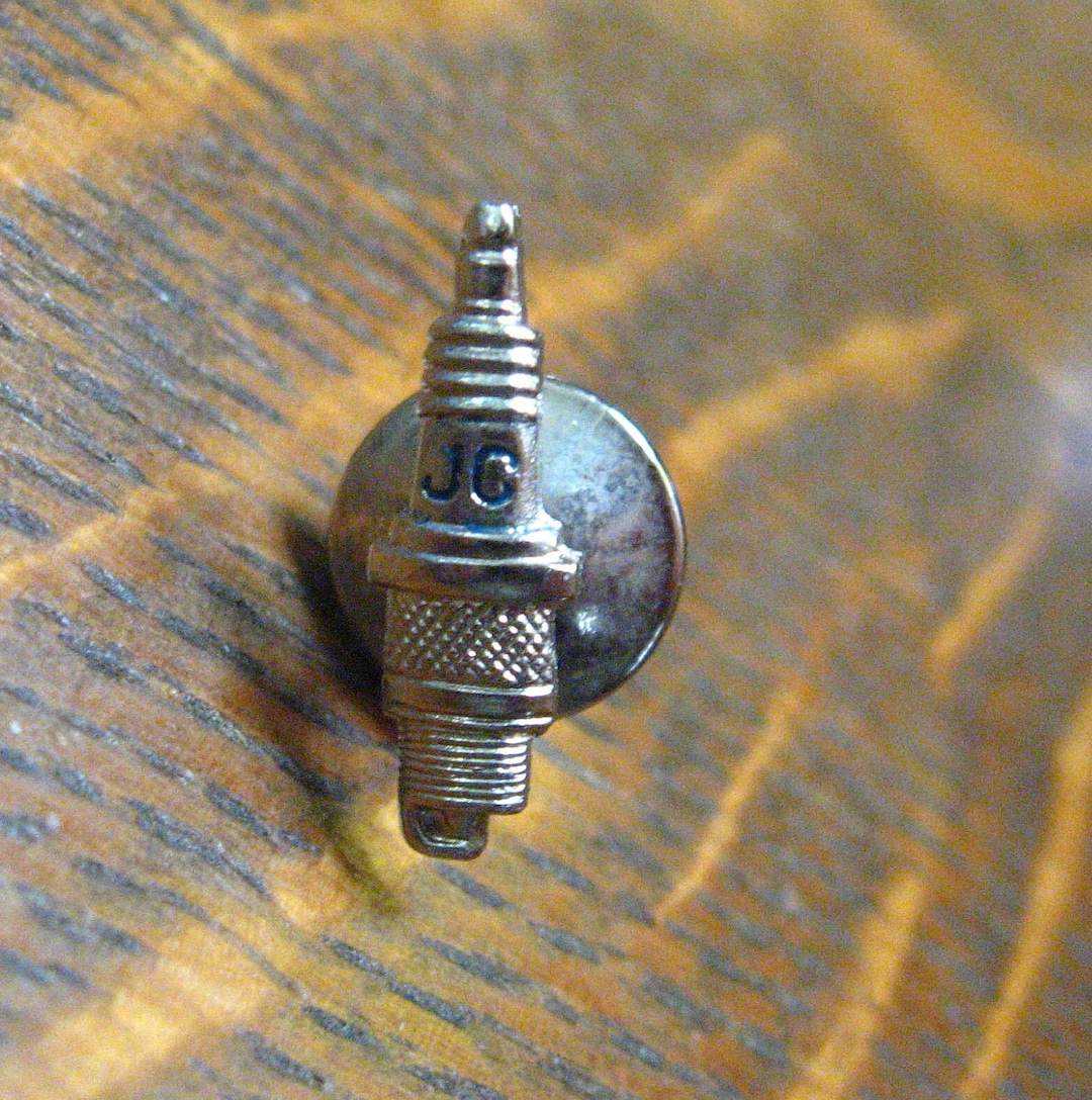 Jaycees Vintage JC Spark Plug Lapel Pin - Etsy