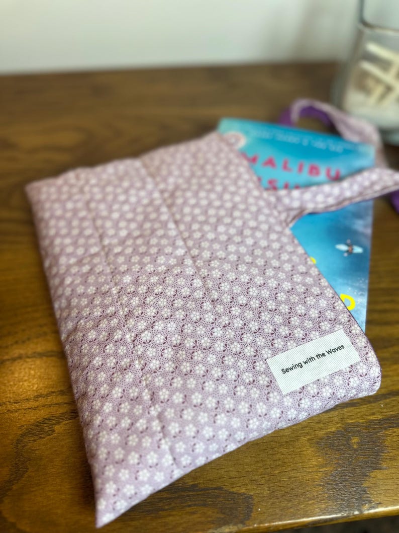 Quilted Book Sleeve With Bow – Padded Hardcover & Paperback Protector ...