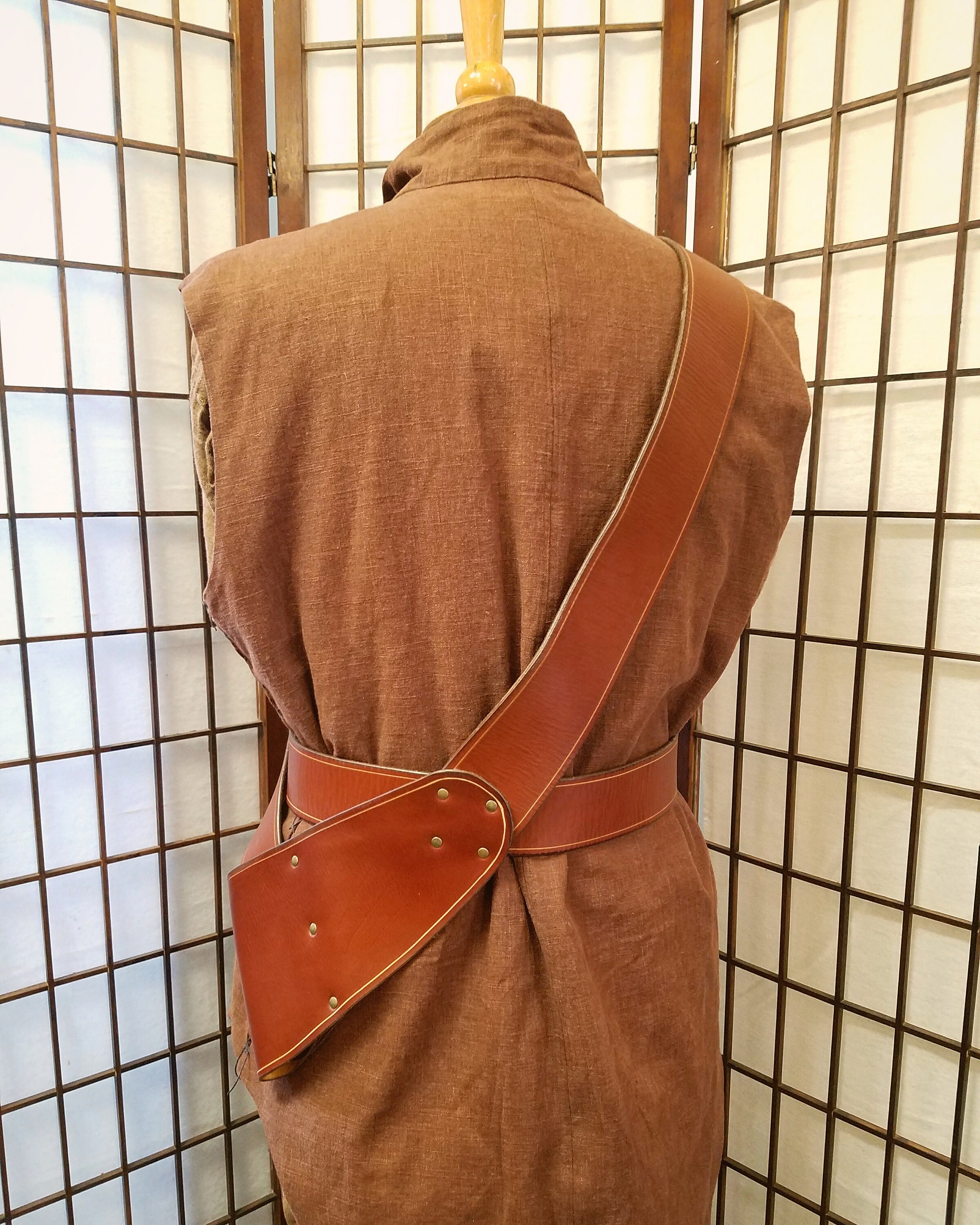 Adventurer Baldric over-the-shoulder Sword-belt LARP - Etsy Sweden