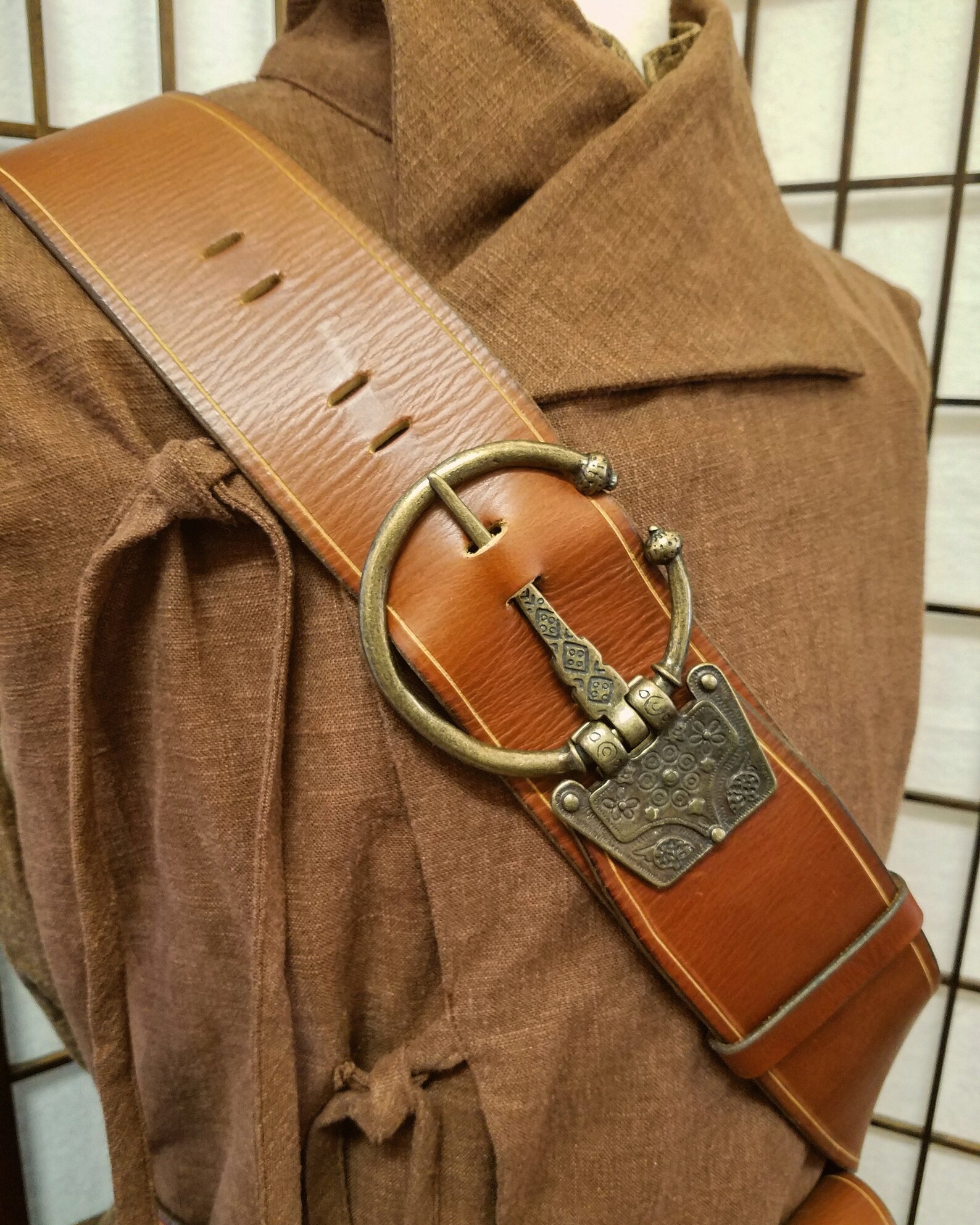 Adventurer Baldric Over-the-shoulder Sword-belt LARP | Etsy