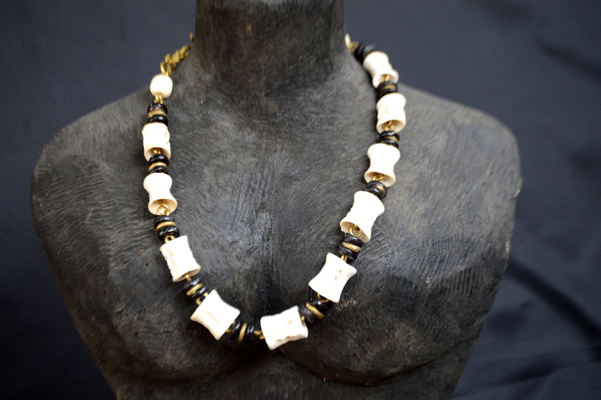 White Fish Bone Necklace,simple White Unisex Beaded Necklace ...