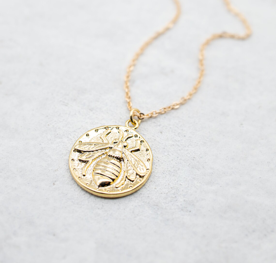 Gold Bee Pendant Necklace Bee Charm Necklace Bee Jewelry | Etsy
