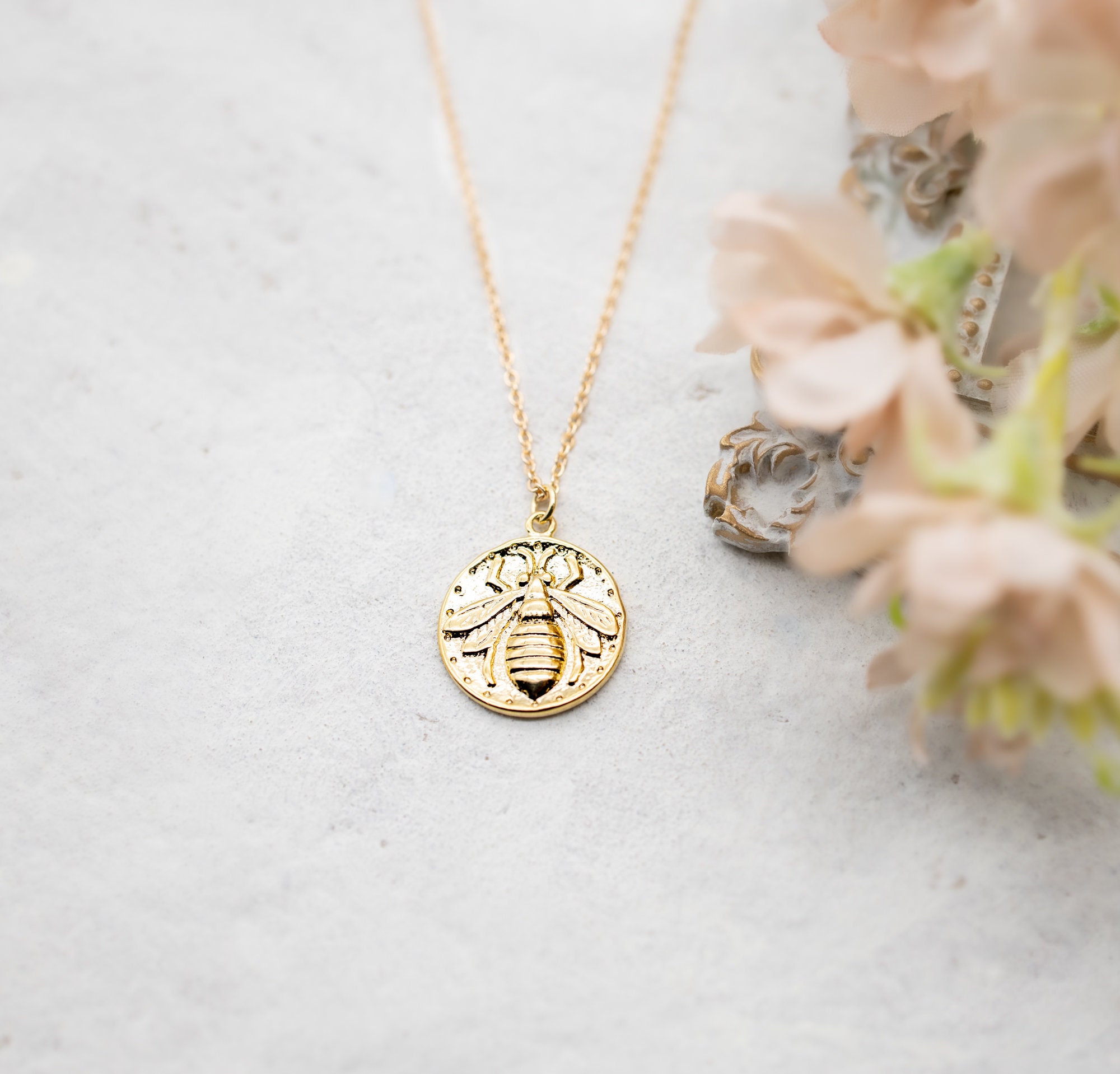 Gold Bee Pendant Necklace Bee Charm Necklace Bee Jewelry | Etsy