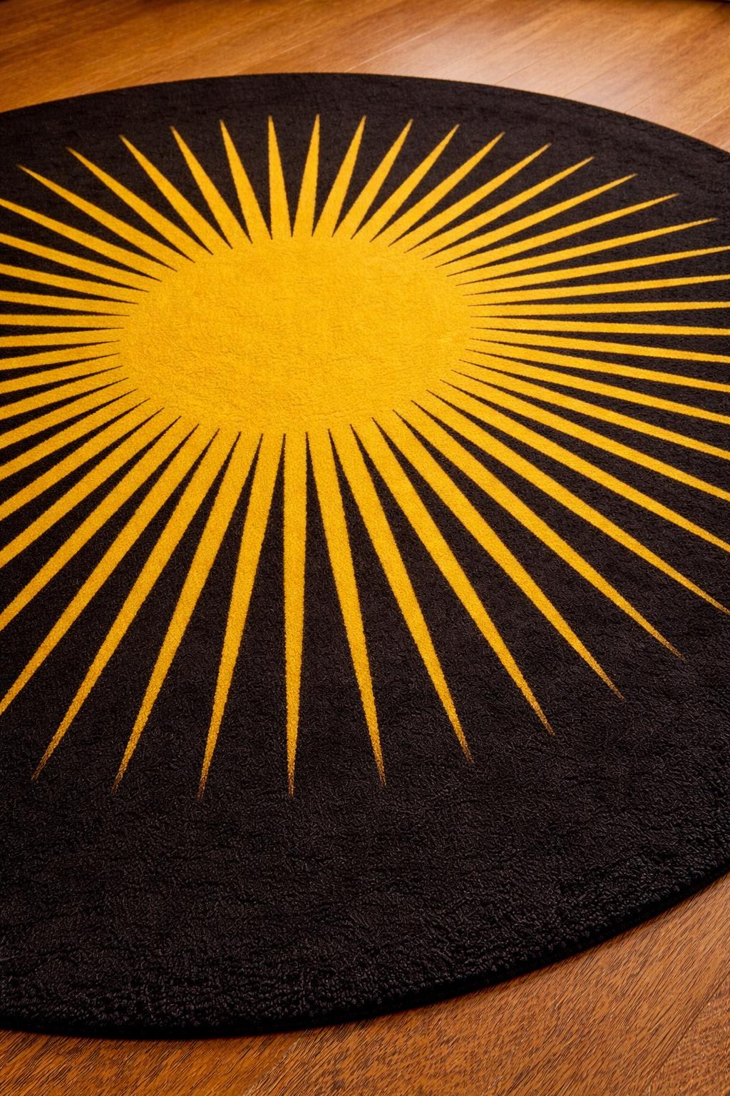 Yellow Sunburst in Black Background Round Hand Tufted Rug. Handmade Rug ...