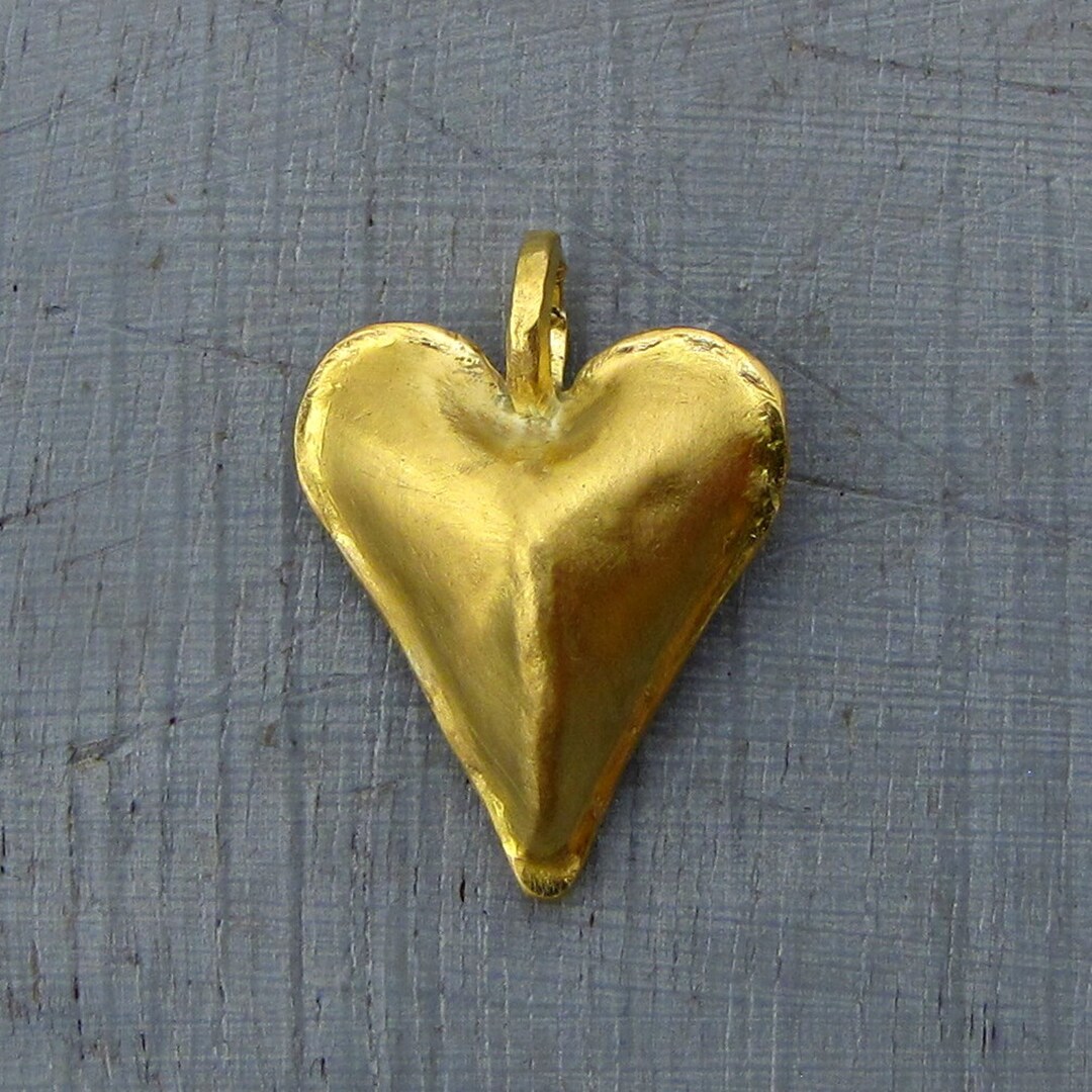 22 Karat Solid Heart Pendant - Etsy