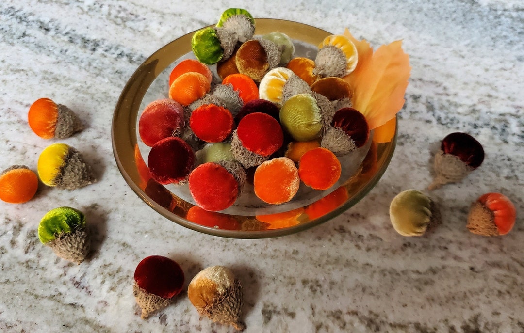 18 Silk Velvet Acorns With Real Burr Oak Caps - Etsy