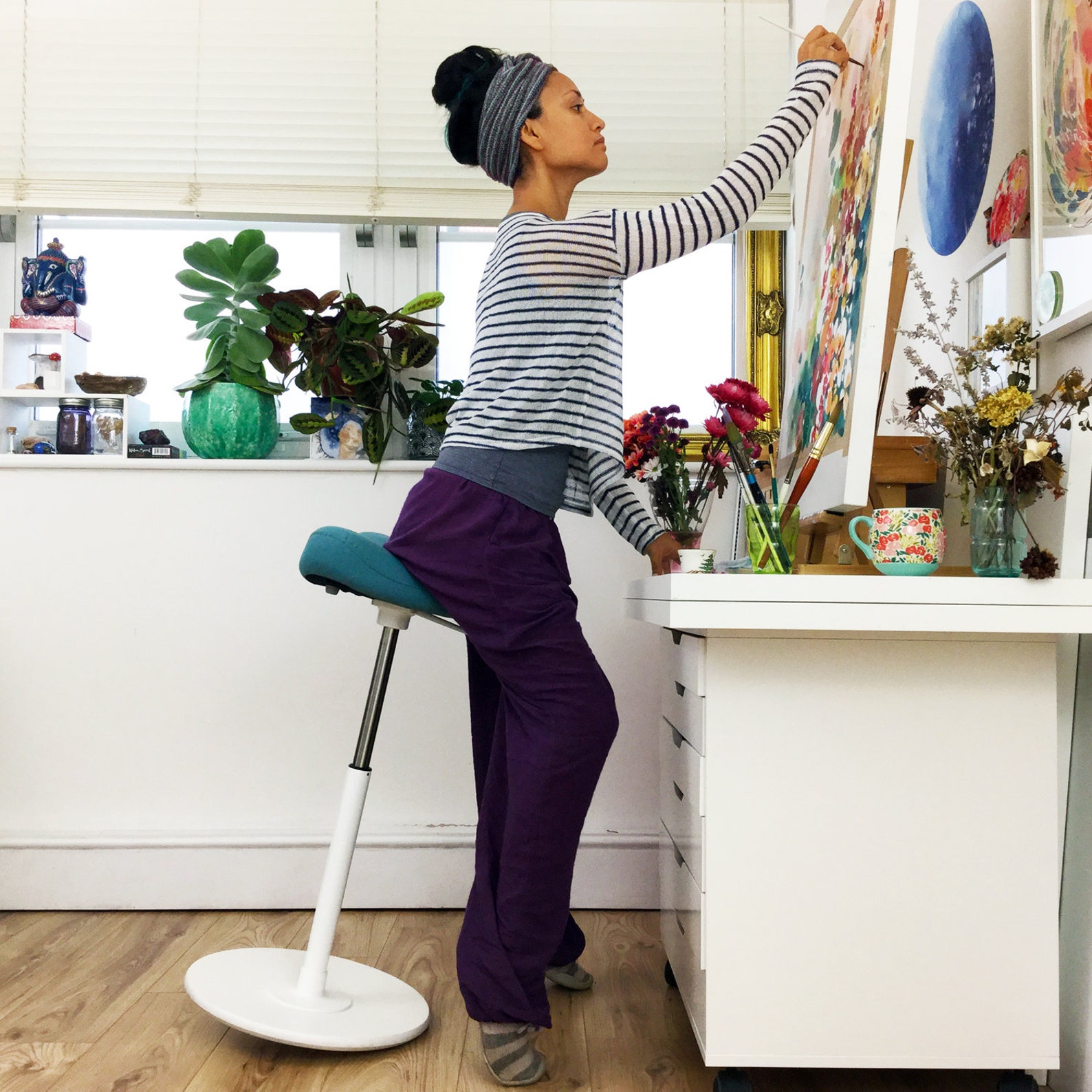 Whisper | Floral Print Living Room Wall Art. Living Coral Pantone 2019 ...