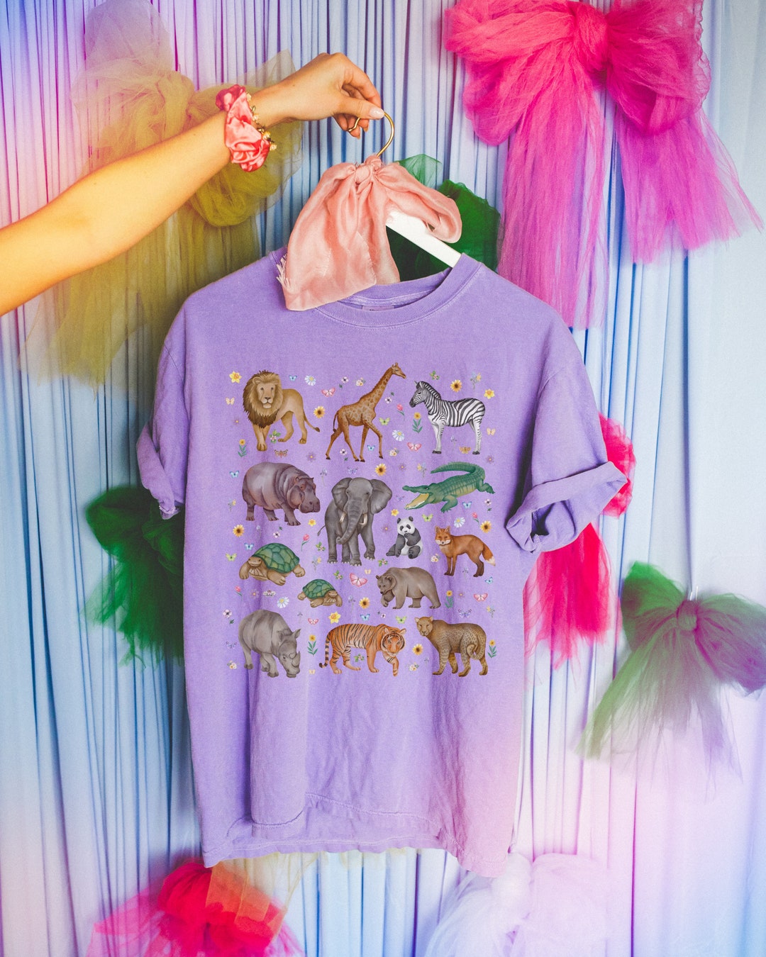 Cute Safari Animal Shirt for Trip to Zoo, Animal Lover Gift: 90s ...
