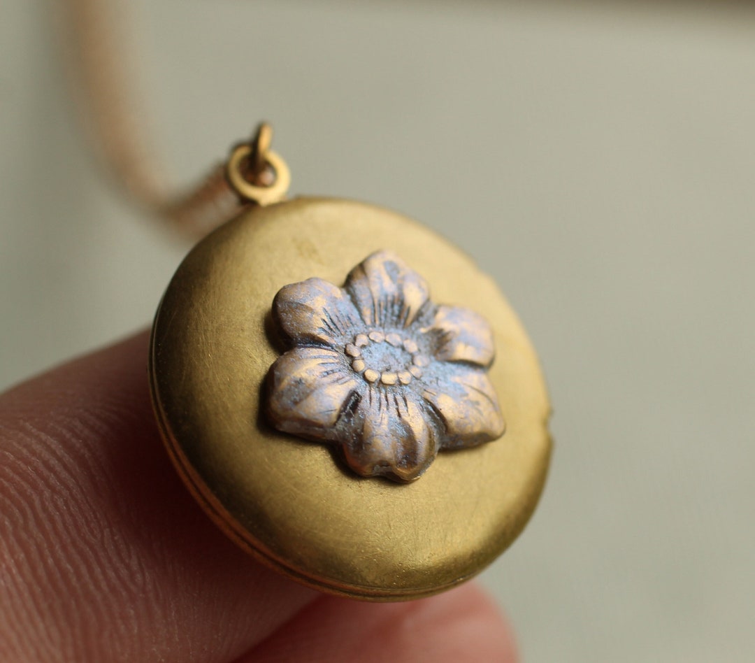 Forget Me Not Locket, Flower Necklace, Personalized Locket With Photos ...