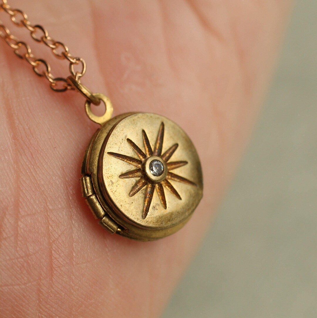 Personalized Star Locket Necklace With Photos: Miniature Gold Brass ...