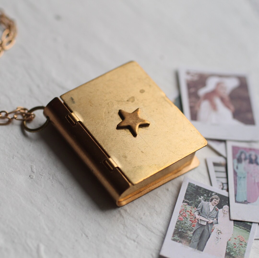 Personalized Locket Necklace With Photos, Engraved Photo Locket ...