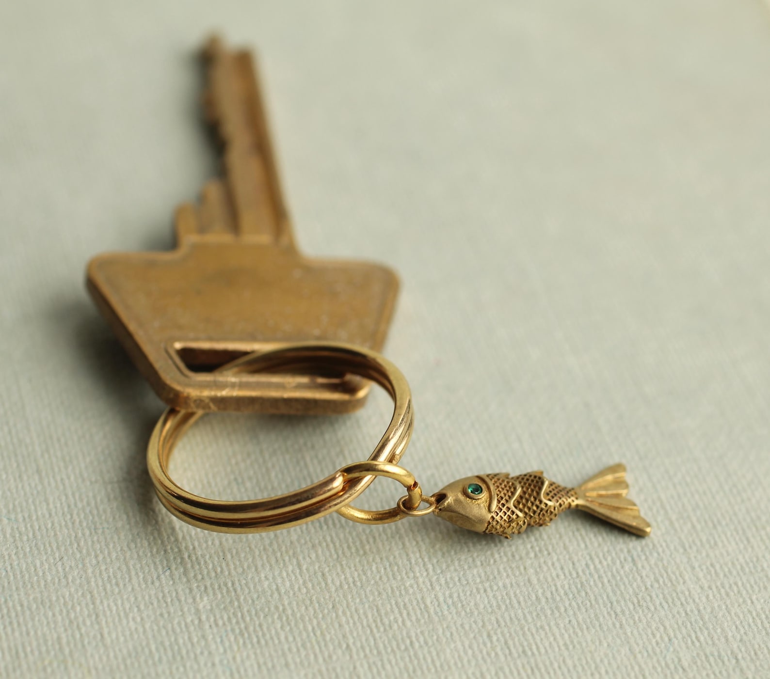 Gold Moving Fish Keyring: Vintage Brass Good Luck Charm - Etsy