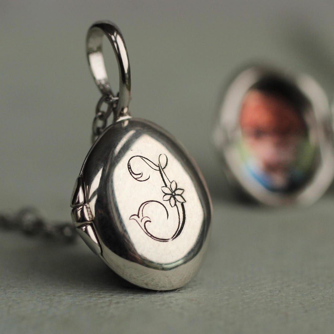 Sterling Silver Personalized Oval Locket: Monogram Initial Engraved ...