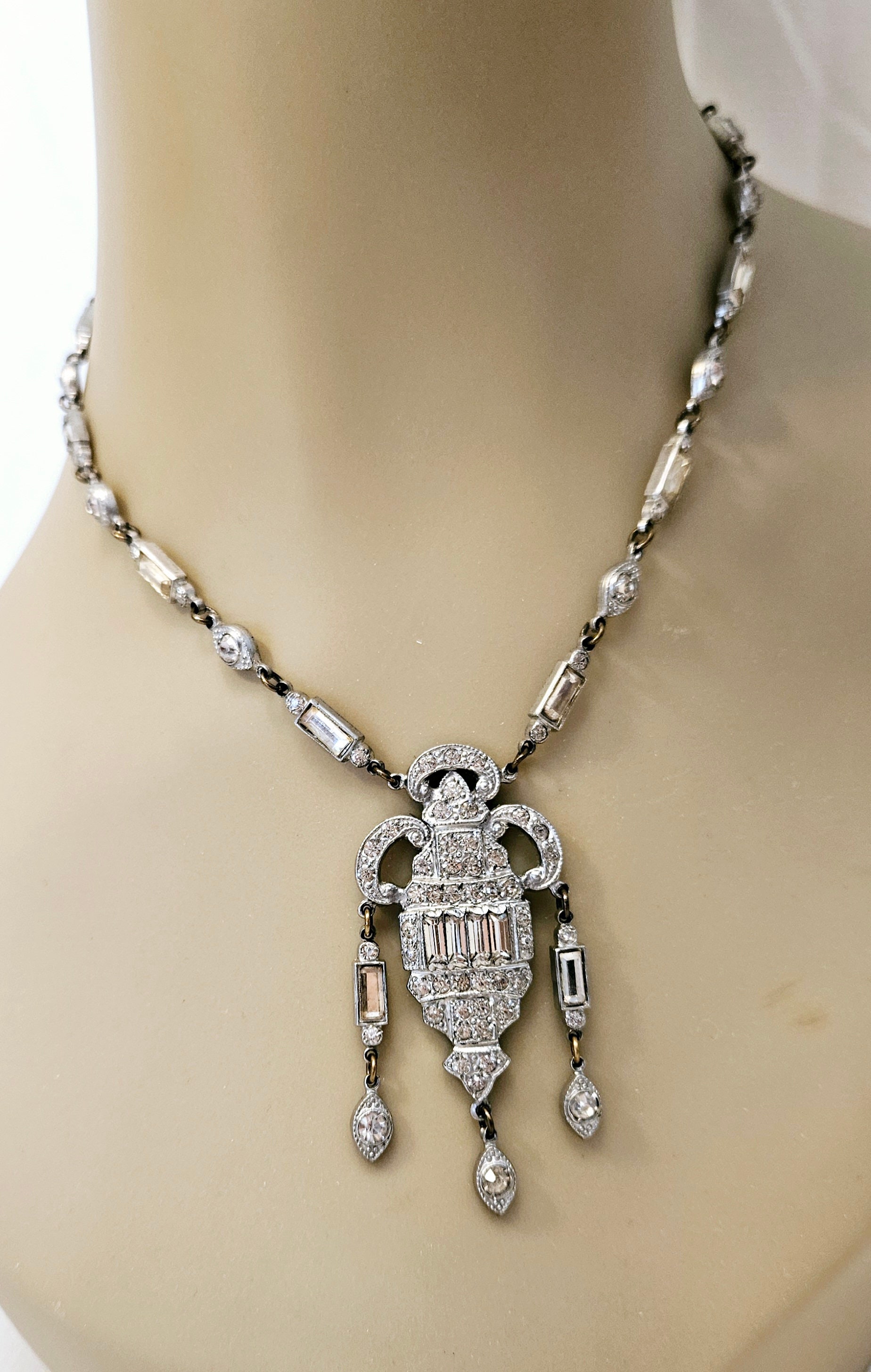 Antique 1920s Art Deco Lavalier Necklace With Baguette Rhinestones and ...
