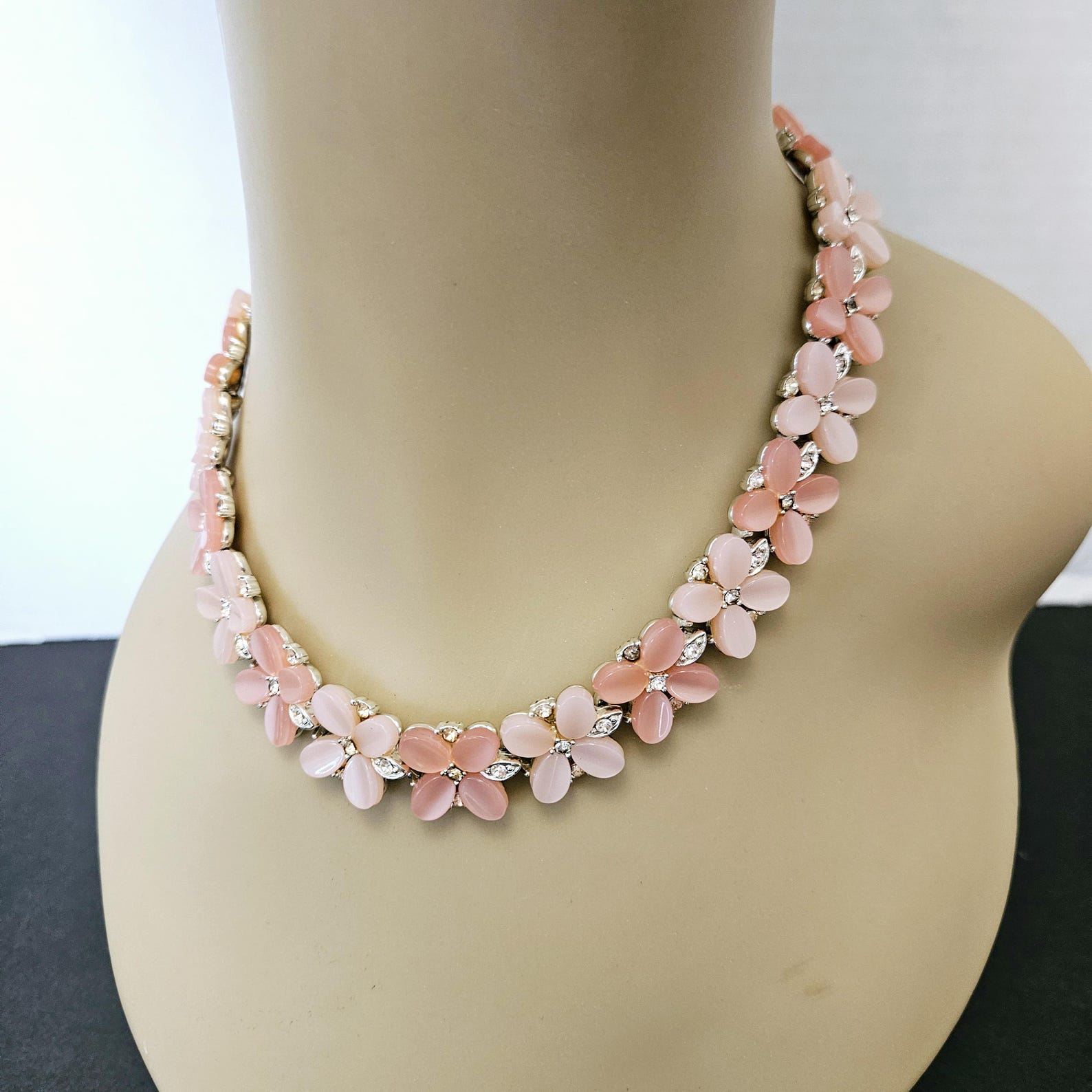 Vintage LISNER Satin Pink Lucite Flower Petal Necklace With Clear ...