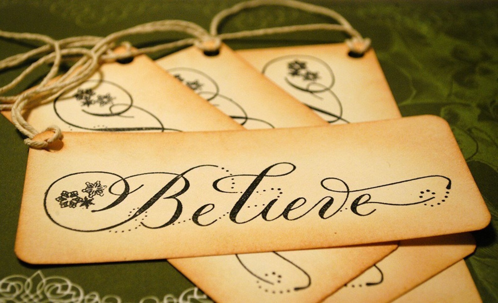 Believe Holiday Vintage Style Gift Tag Set of 4 - Etsy
