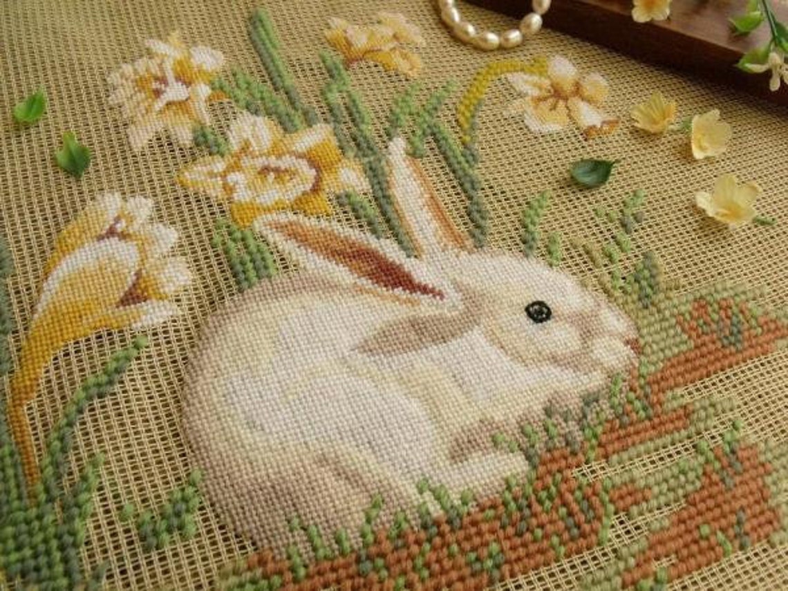 18" Vintage PREWORKED Needlepoint Canvas Petit Point-bunny Rabbit in ...