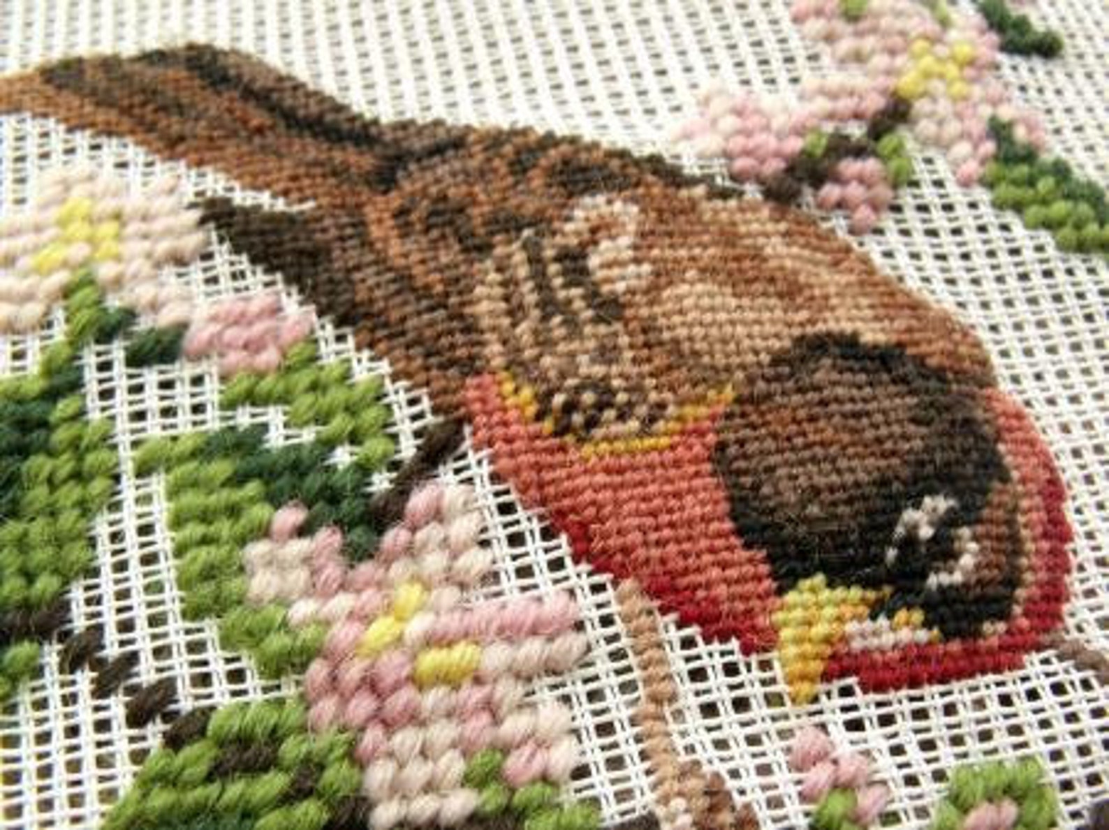 Vintage PREWORKED Needlepoint Canvas Bird PETIT POINT - Robin on Apple ...