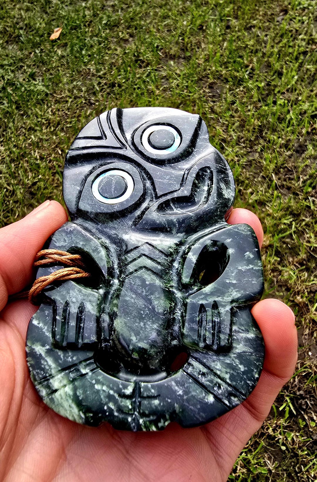 Large Pounamu Hei Tiki - New Zealand (tākiri "douglas Creek") Stone - Etsy