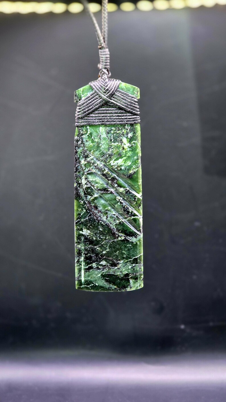 Pounamu Hei Toki - New Zealand Douglas Creek Stone - Etsy