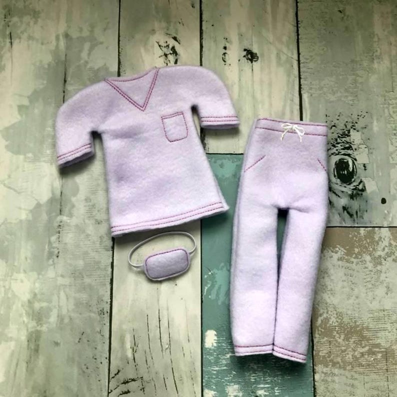 ITH Elf Scrubs Costume Machine Embroidery Design - 5 X 7 Hoop - Instant ...