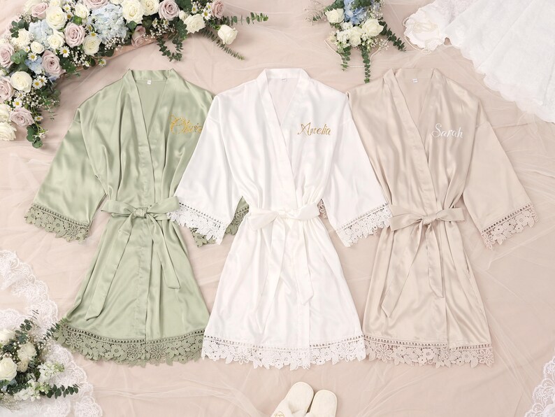 Personalized Bridesmaid Robe, Matching Bridal Party Robes, Satin Lace ...
