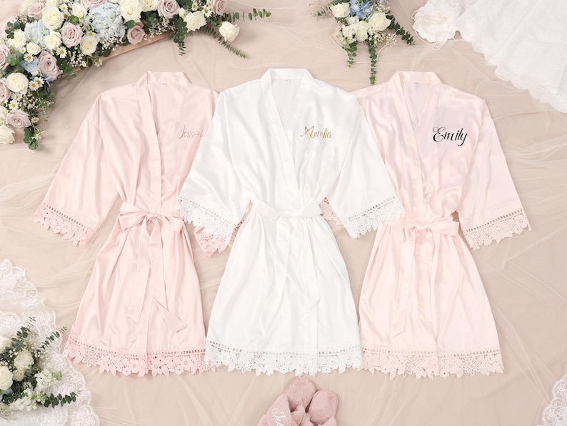 Personalized Bridesmaid Robe, Matching Bridal Party Robes, Satin Lace ...