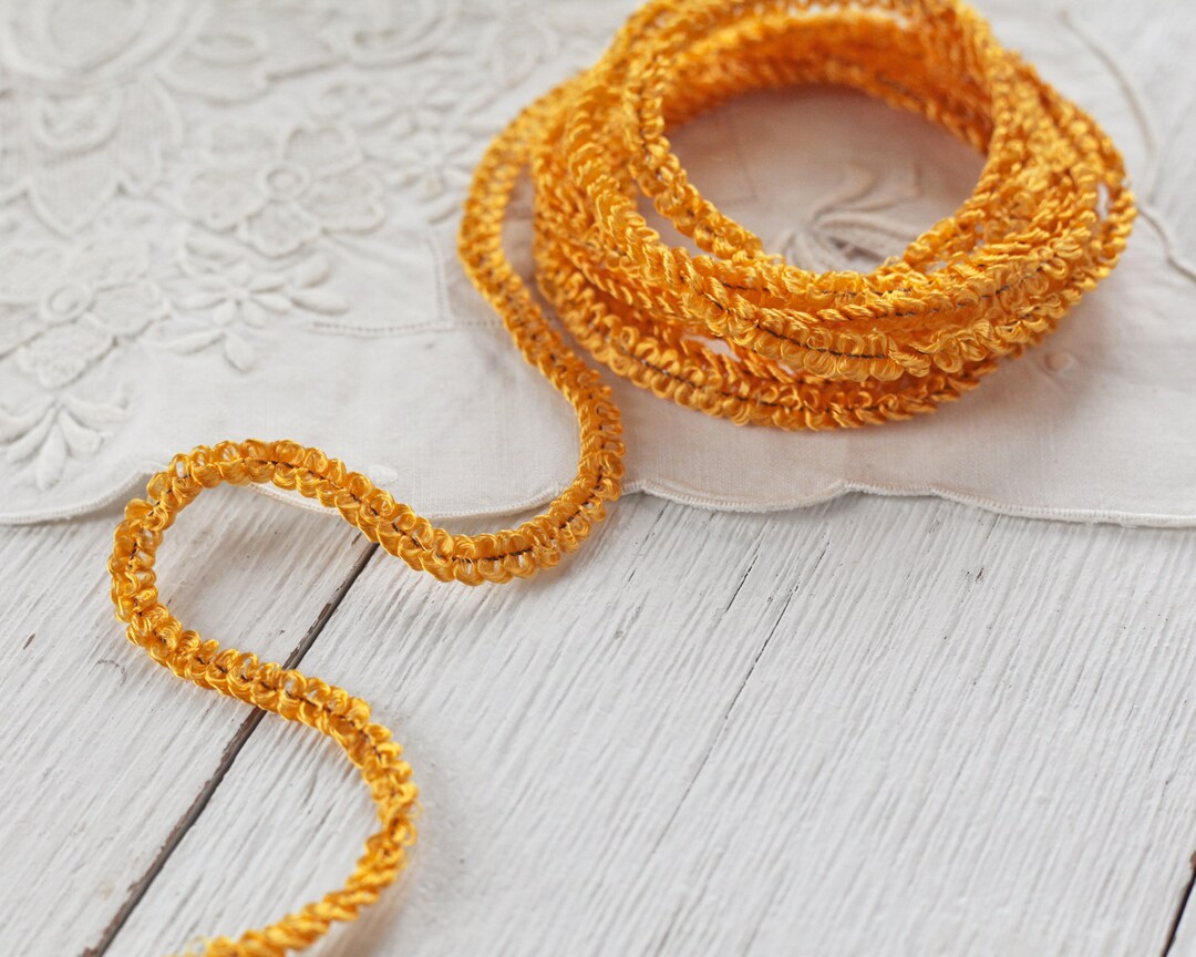 Curly Chenille Vintage Golden Yellow Loopy Angel Hair Wired - Etsy