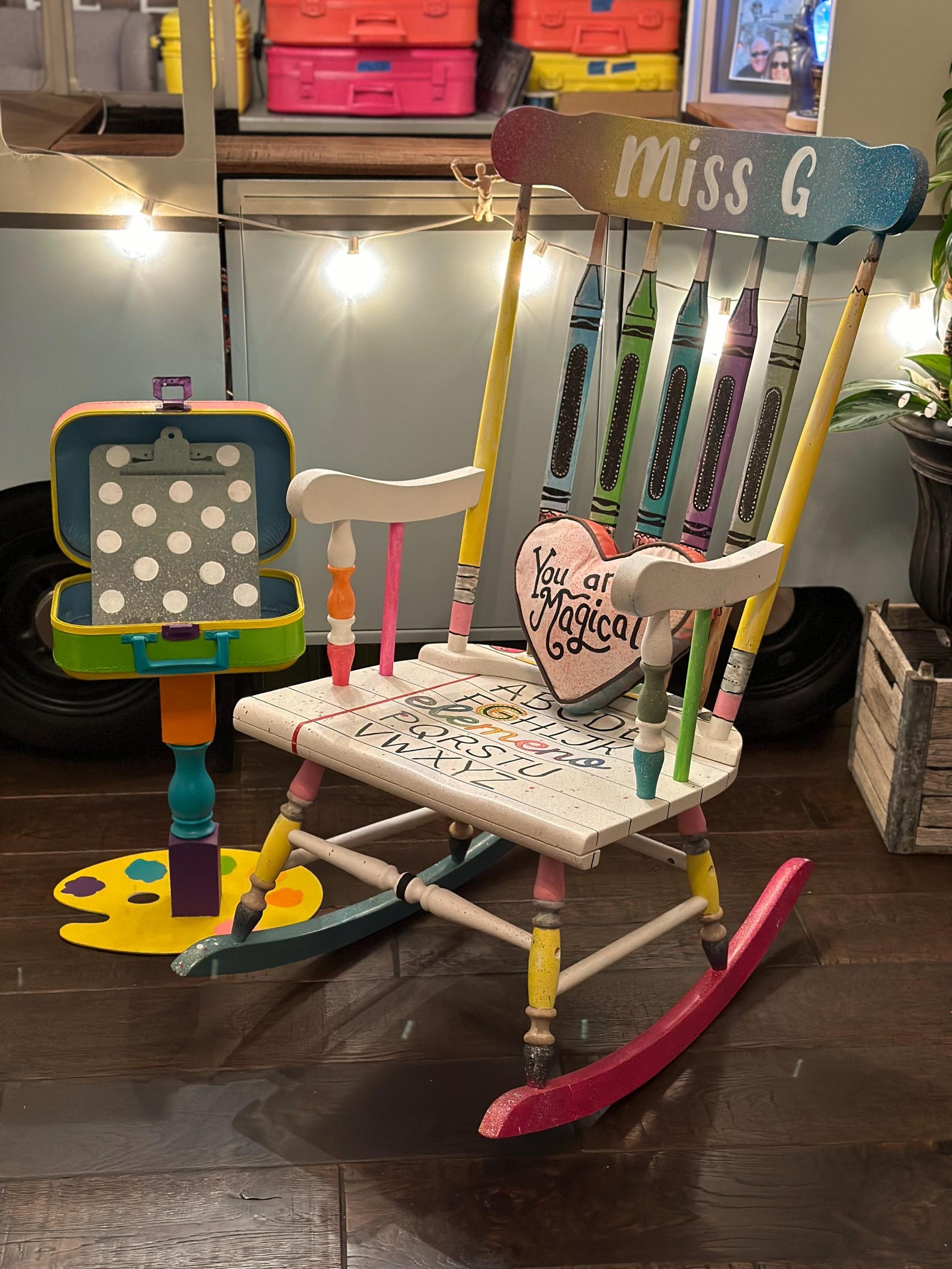 Teacher Created for a Rockin Teacher Rocking Chair Will Ship in 2 Boxes ...