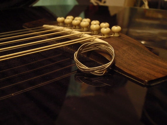 Upcycled Guitar String Continuous Braid Ring | Etsy