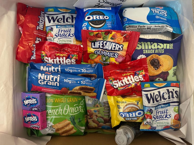 Single - Moving Day Survival Kits – Welcome Gift Box for New Tenants ...