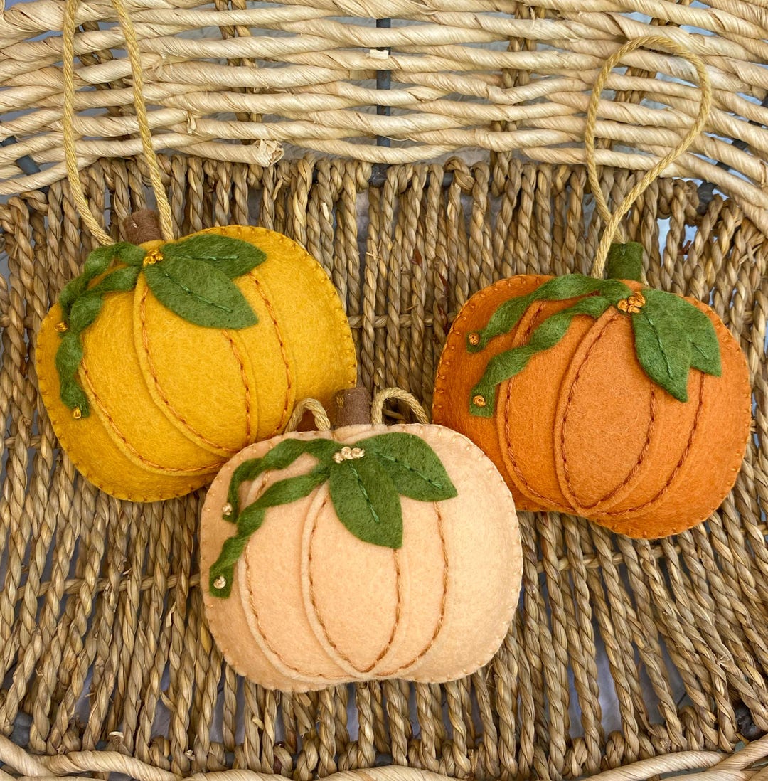 Felt Pumpkin Decoration Ornaments, Handmade Felt Pumpkins for Fall and ...