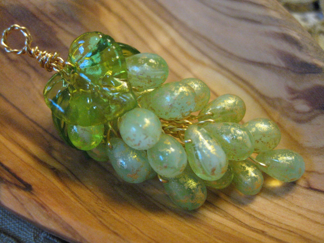 Mini Bunch of Grapes/light Green Glass Grapes/small Art - Etsy