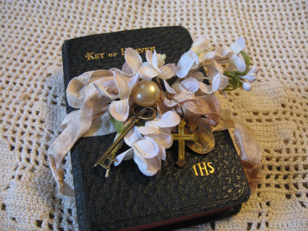 Small Catholic Prayer Book Key of Heaven/ Decorated Religious Book ...