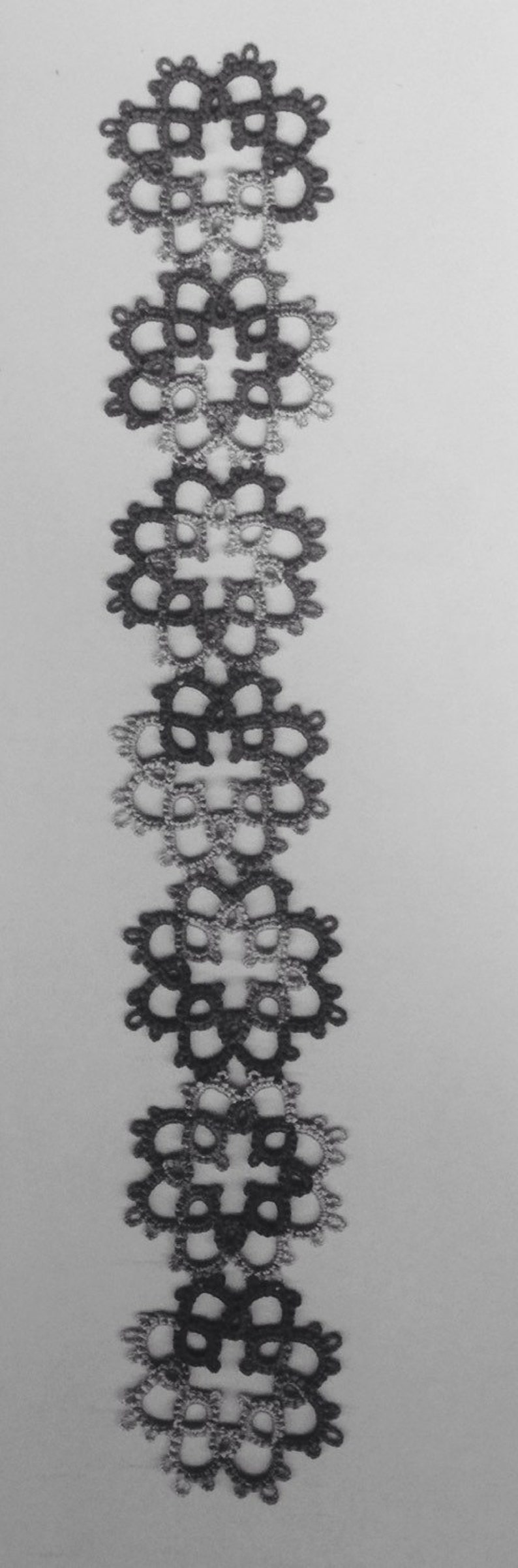 PDF File Shuttle Tatting Pattern for SQUARE FLOWERS Bookmark - Etsy