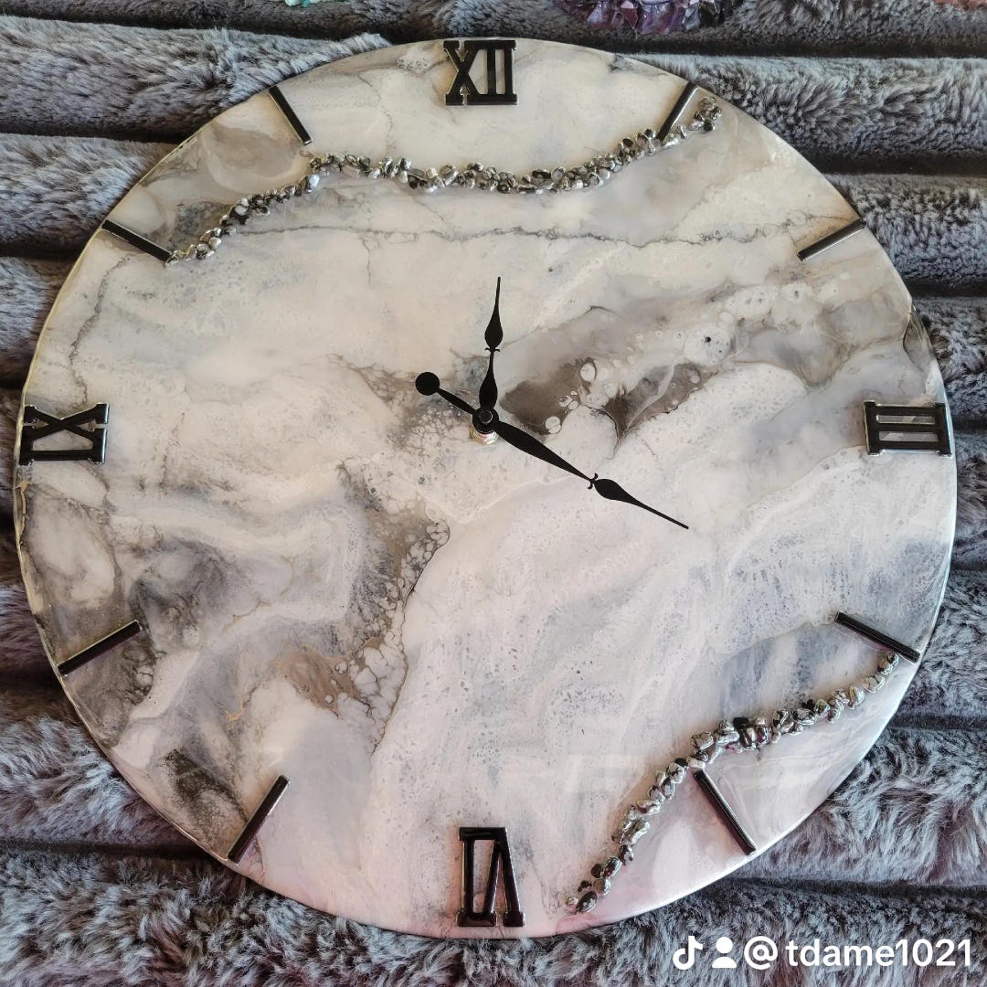 Epoxy Resin Wooden Clock, Snowflake Obsidian Accent, 18 Inch Round - Etsy