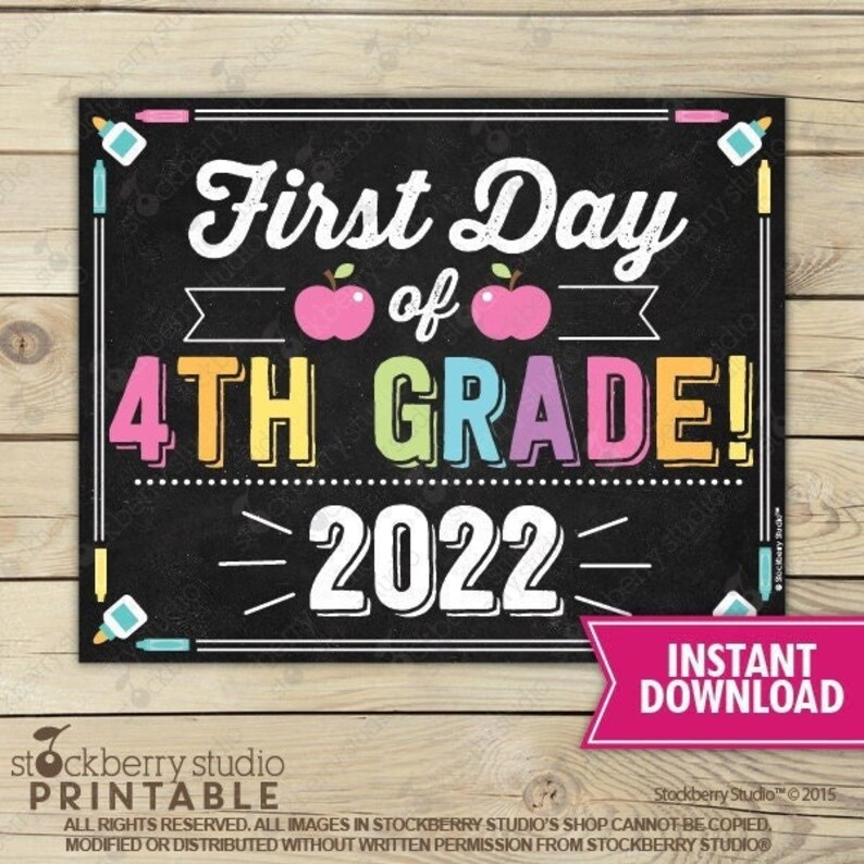 Girl First Day of 4th Grade Sign 1st Day of School Printable - Etsy