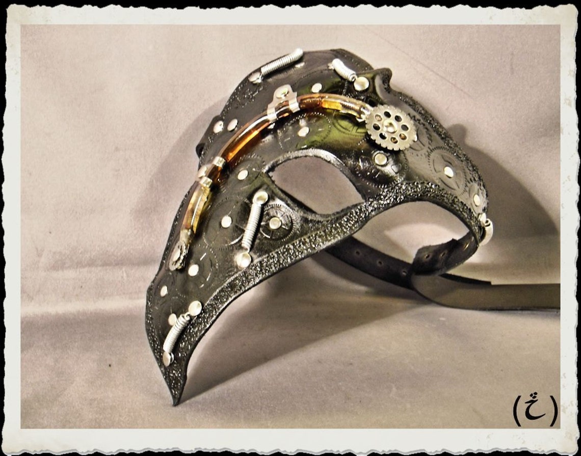 Black half mask Basic Black | Etsy