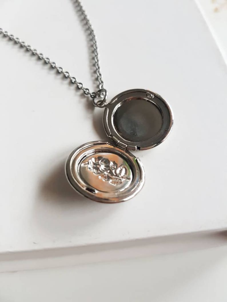Silver Locket Necklace, Victorian Style Jewelry, Small Photo Medallion ...