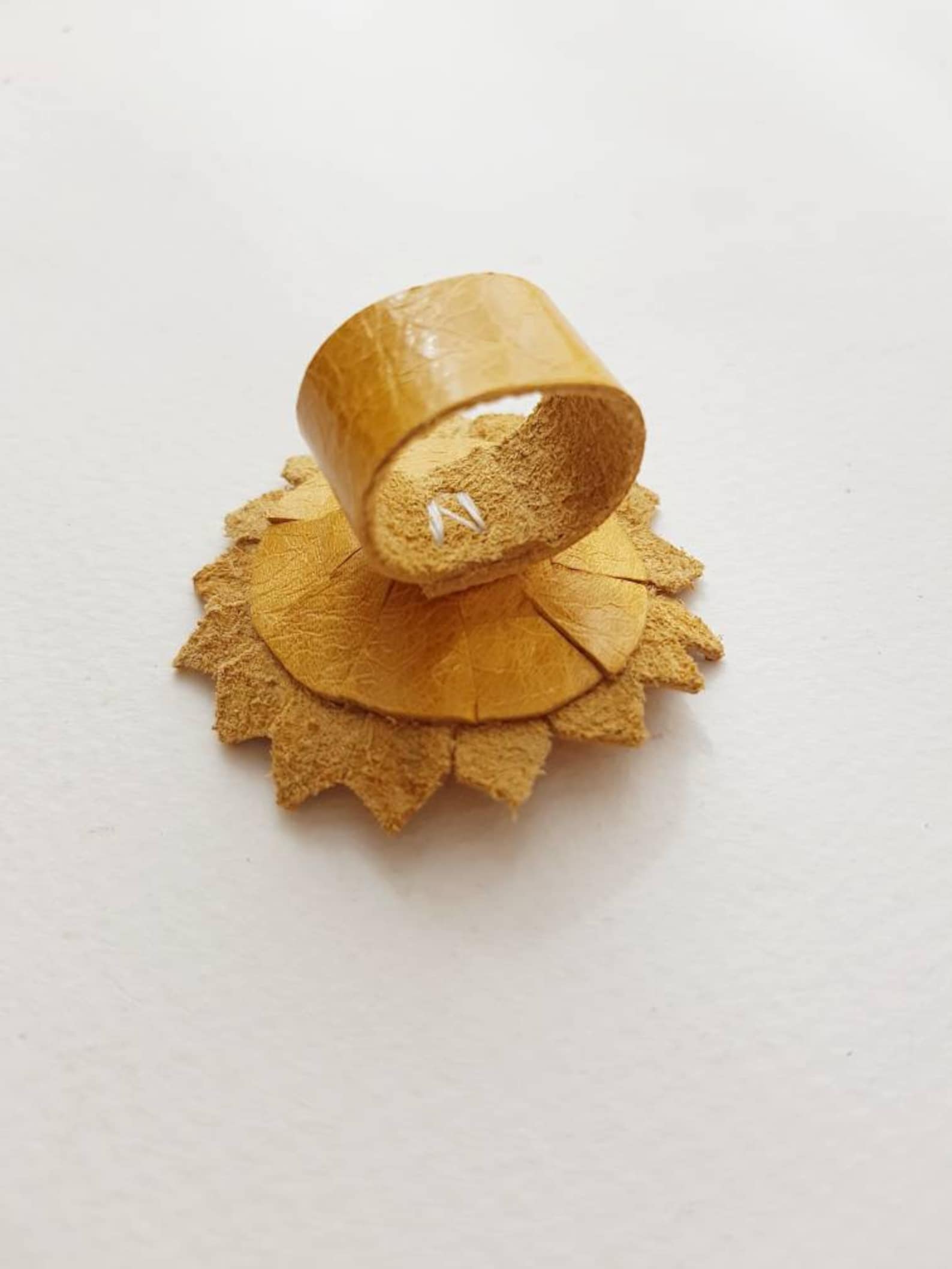 Statement Sunflower Ring, Leather Goods for Women, Summer Symbol Gift ...