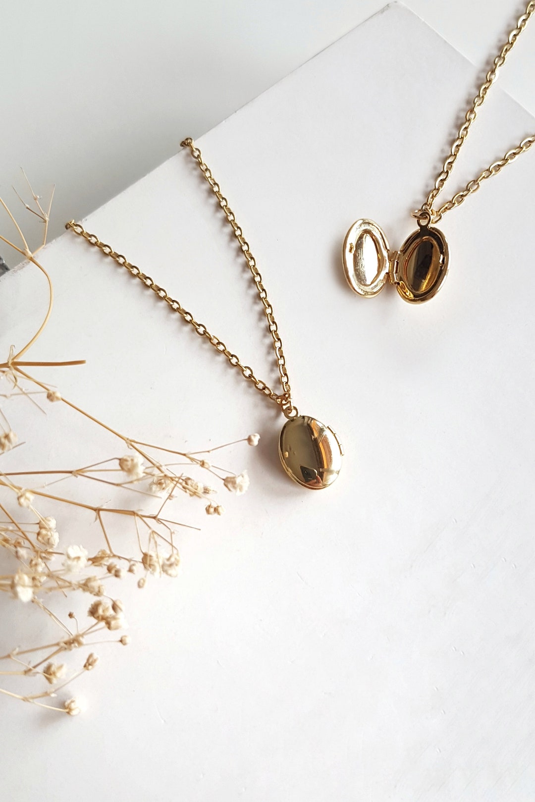 Gold Locket Necklace, Simple Modern Jewelry, Miniature Photo Medallion ...