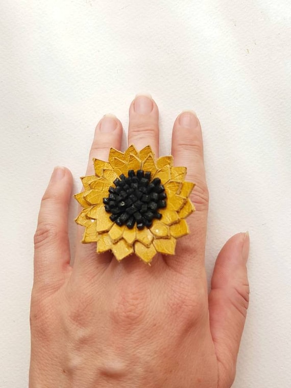 Statement Sunflower Ring Leather Goods for Women Summer - Etsy